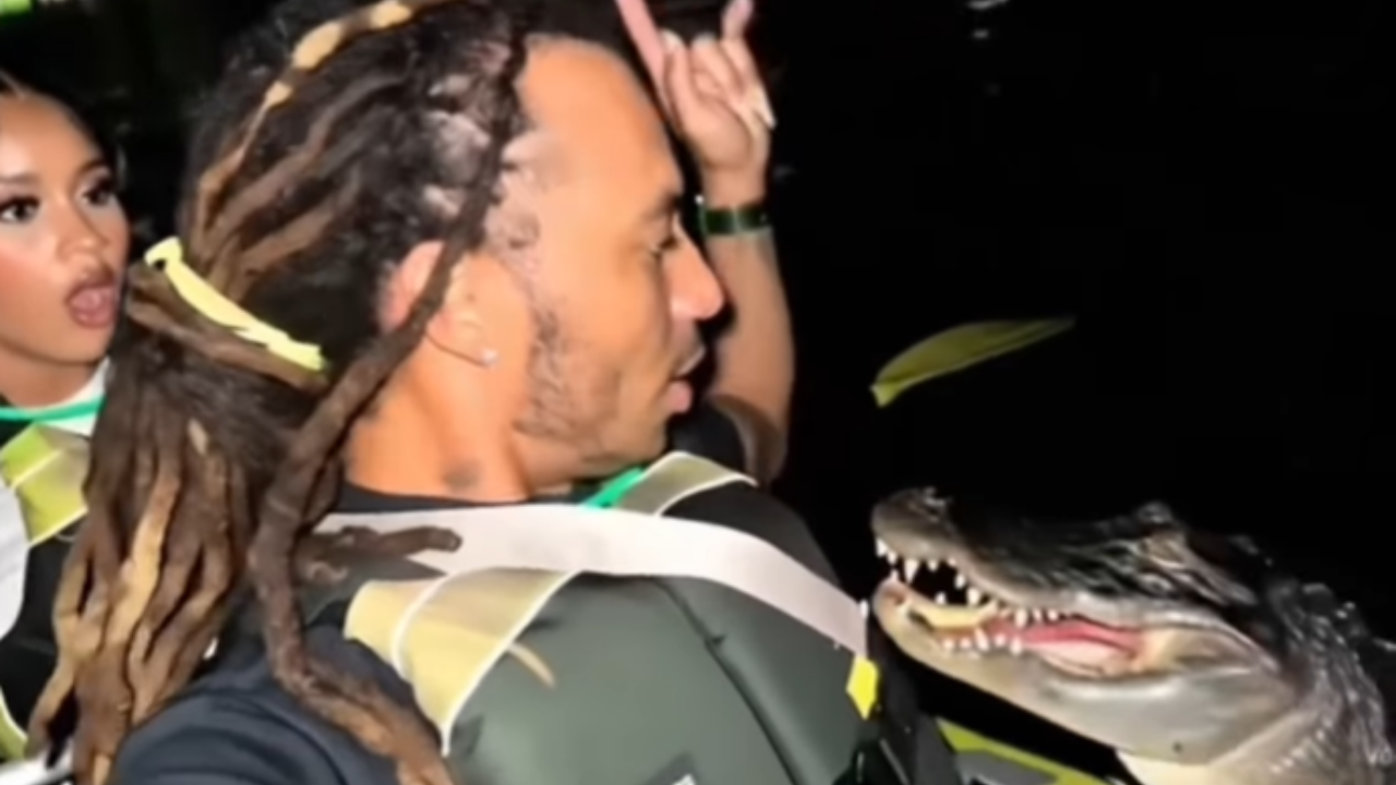 Couple’s Extremely Close Encounter With Crocodile While Kayaking At ...
