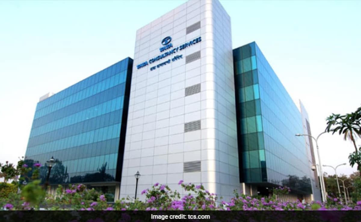 Tata Consultancy Services' Shares Drop After Layoff Announcement