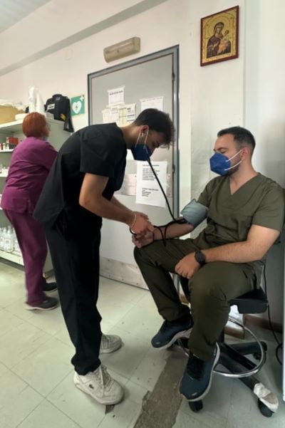 Σπουδαστές Ιατρικής του ΑΠΘ στηρίζουν Κέντρα Υγείας σε τουριστικές περιοχές