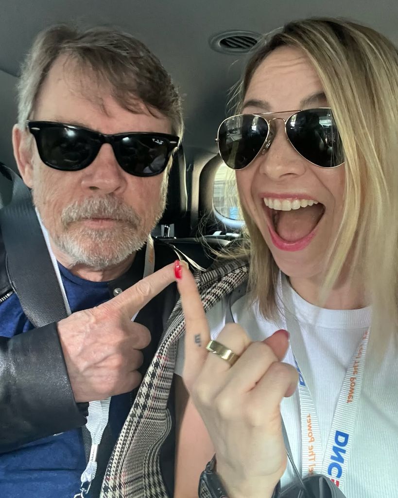 Mark Hamill's daughter Chelsea makes stunning appearance with her dad ...