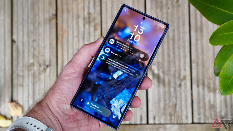 Samsung tests a navigation switcher for a future version of One UI 8