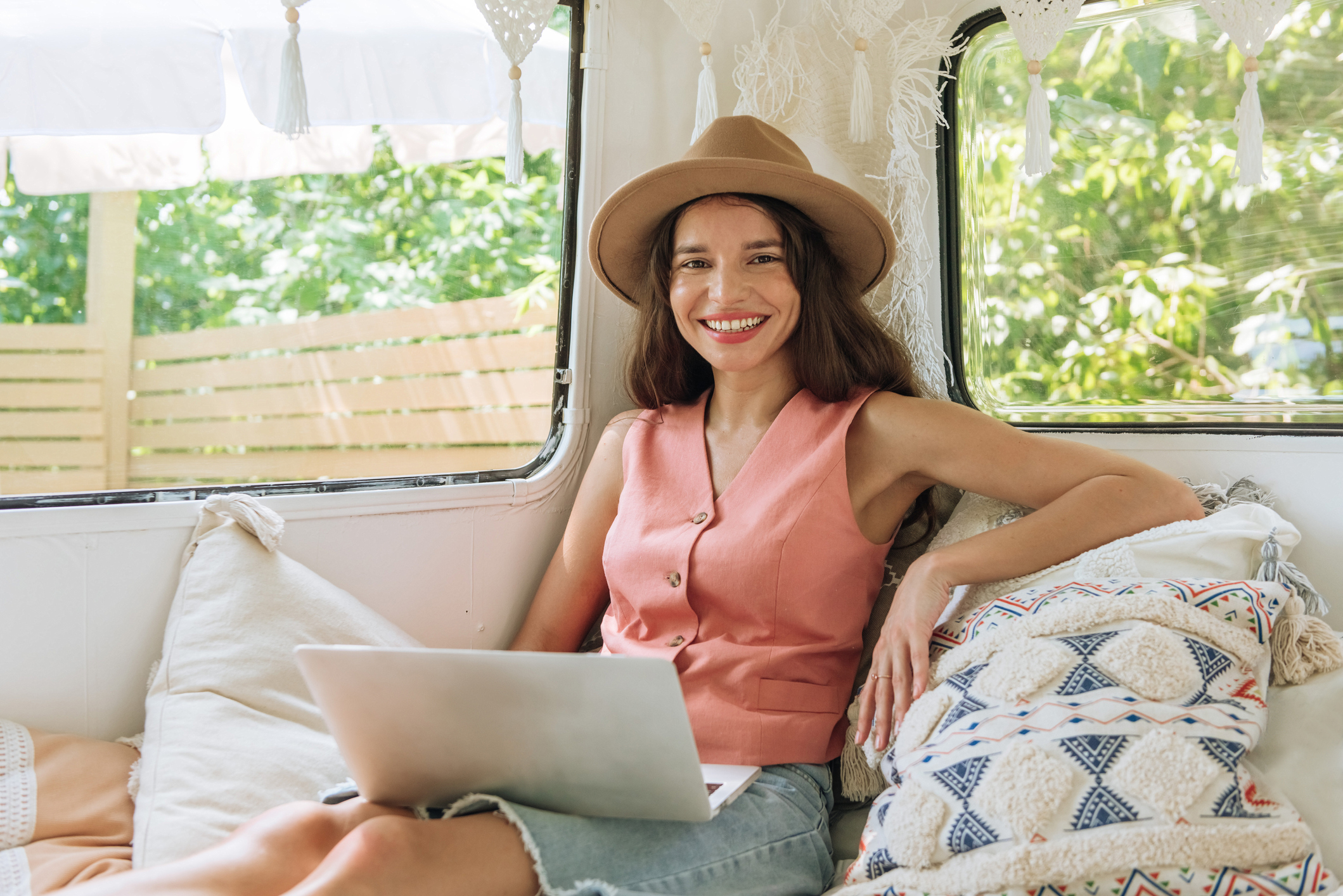 13 Camper Decor Ideas to Personalize Your Home on Wheels