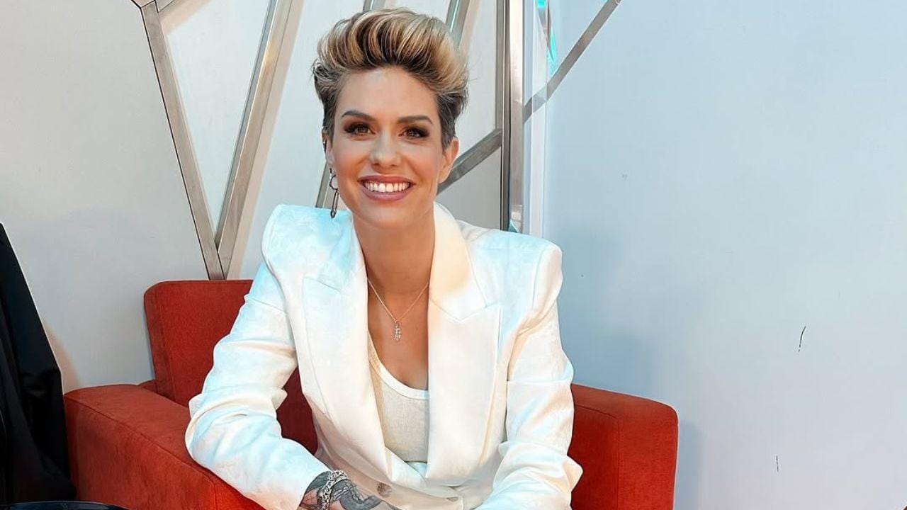 Ana Barbosa: "Não sou a Georgina, nem tenho um cachucho daqueles. Mas ...
