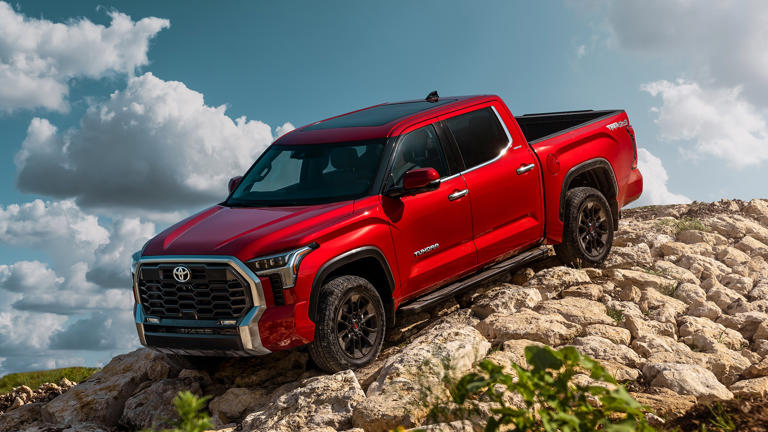 Toyota to Replace Every Single Engine in 100,000 Tundra Pickups and ...