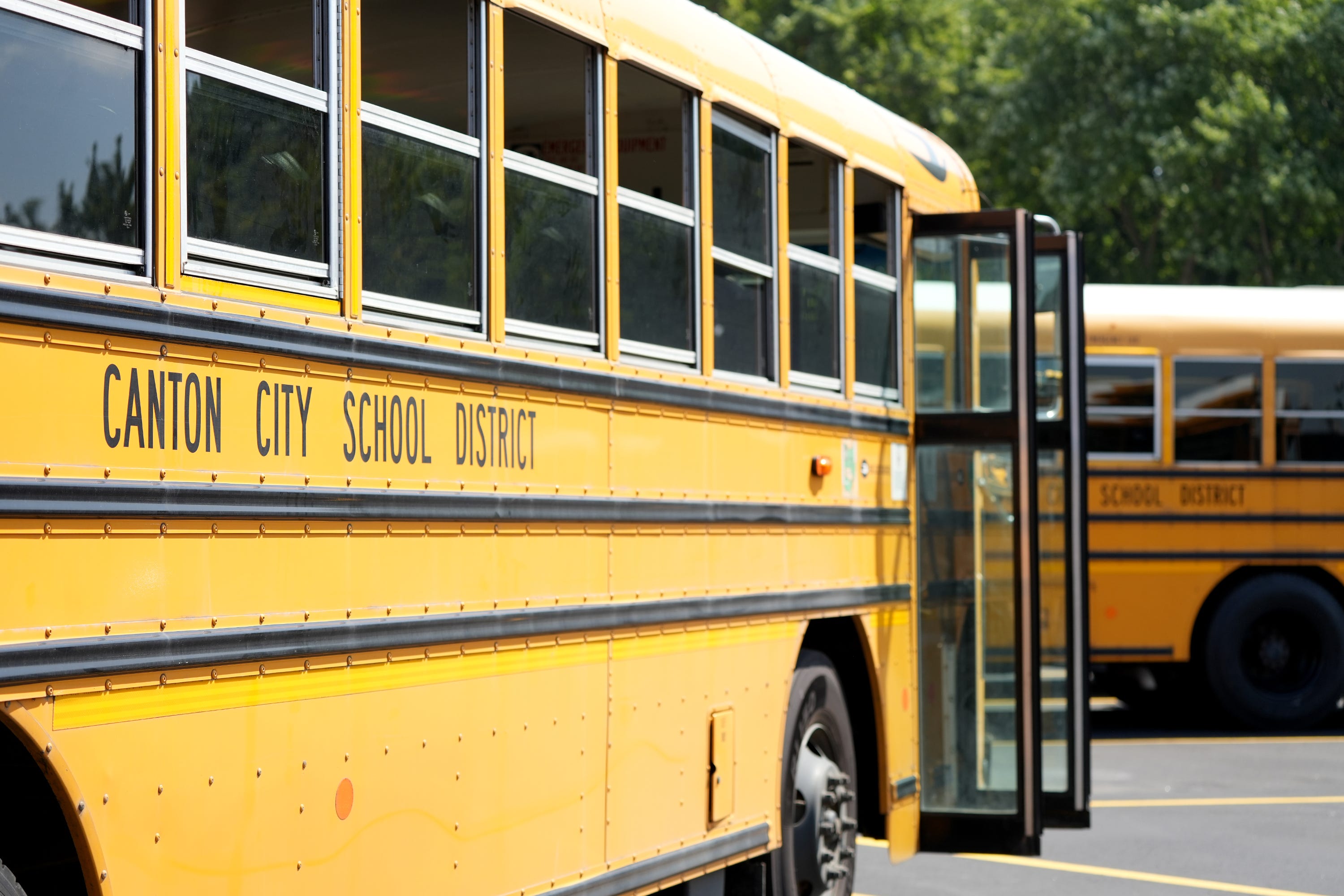 Bus drivers wanted: School district hosts test-drive event in hopes of ...