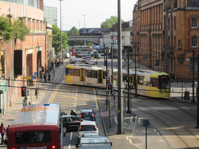 Replacement work between key tram stops in Manchester city centre moves ...