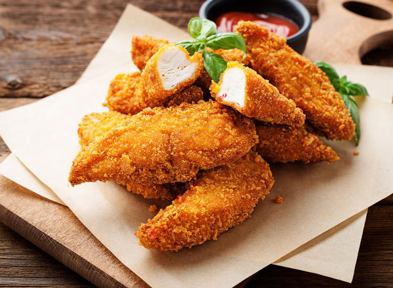 11 chain restaurant chicken tenders made with 100% chicken, not slime