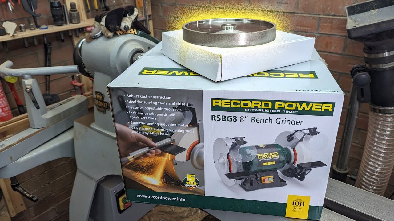 How this man sharpens woodturning tools