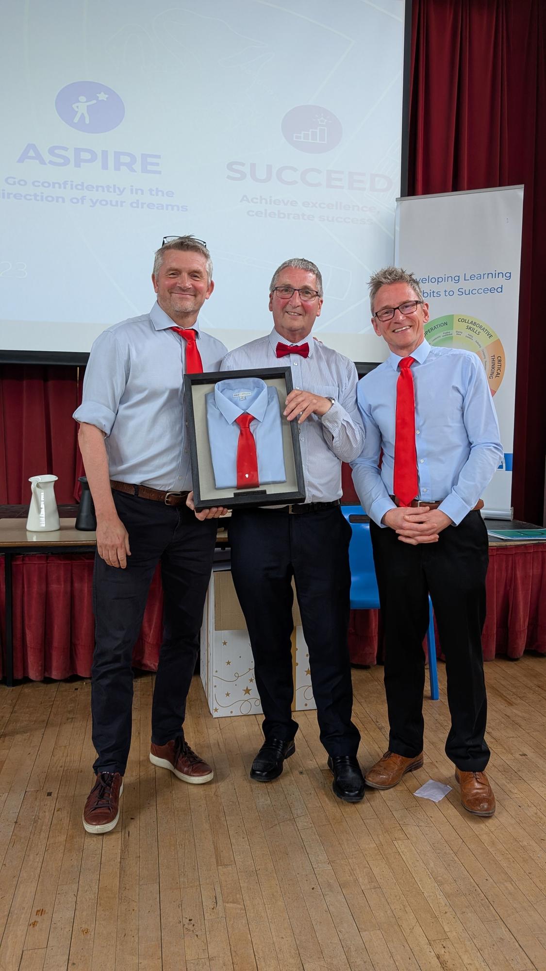 A fond farewell to Cottesloe's iconic teacher: Steve Bonser retires ...