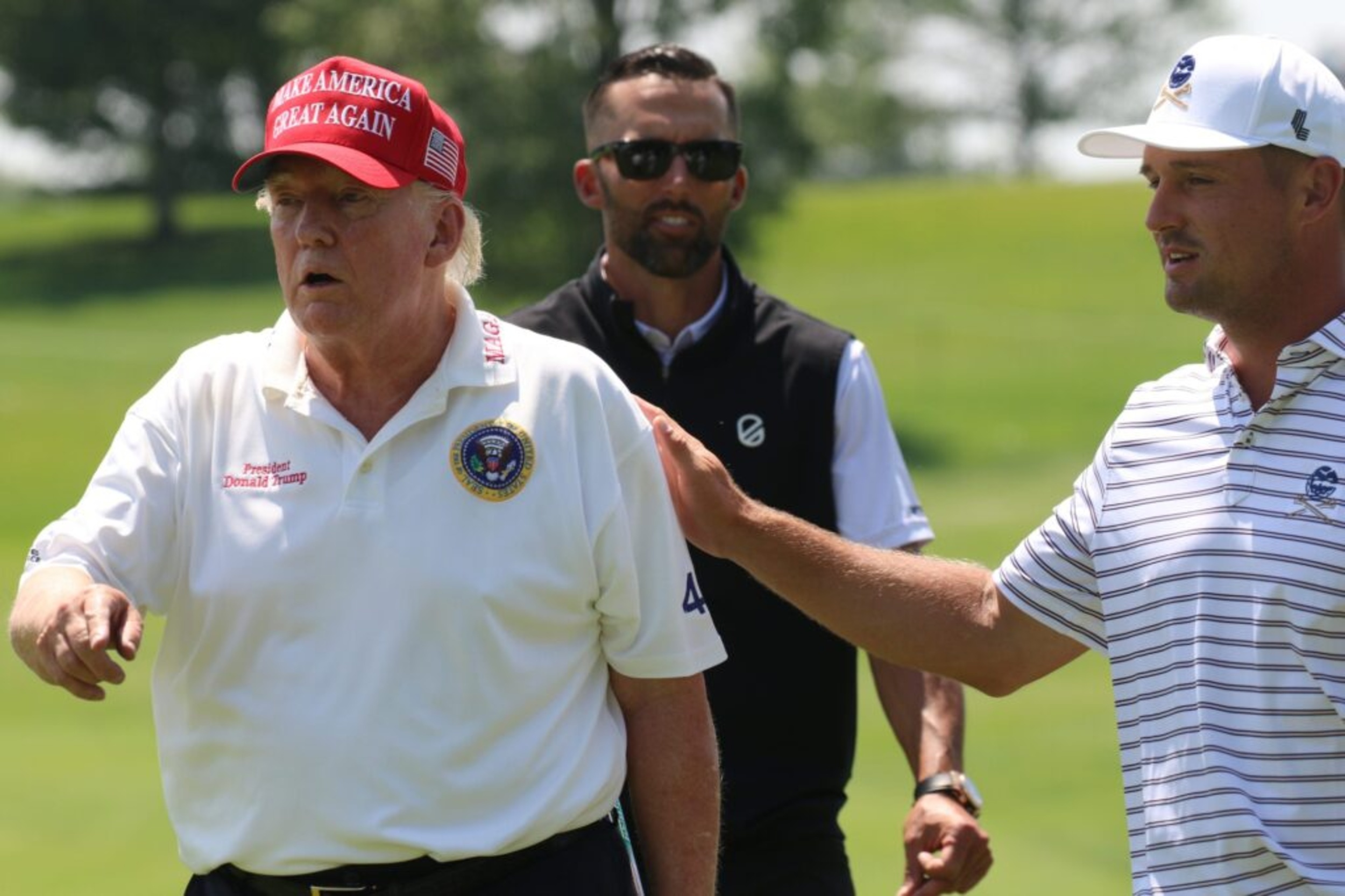 Trump Slams Wind Turbines Near Turnberry, Says They Ruin His Golf ...