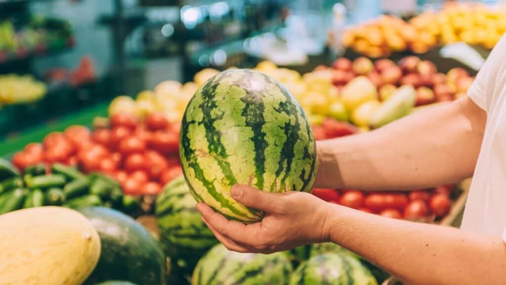 10 Foolproof Tips for Picking the Sweetest Watermelon-Straight from Farmers