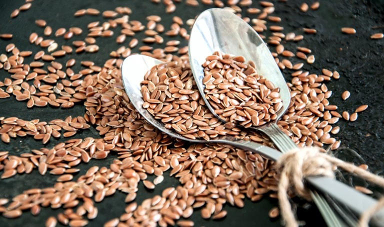 DIY flaxseed gel for hair: A natural way to moisturise and strengthen ...