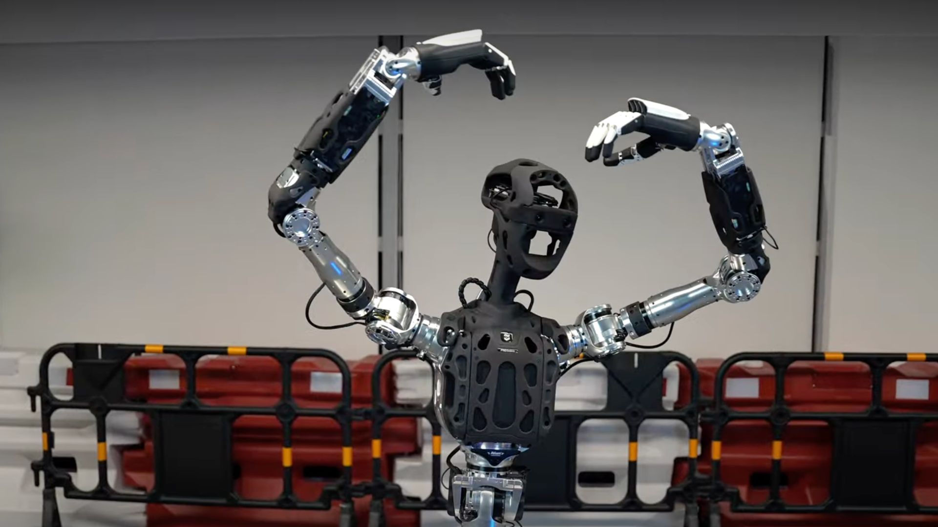 Video: China’s humanoid robot nails human-like motion with 31 flexible ...