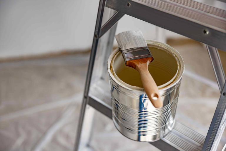 How to Paint a Room for a Flawless Finish, According to Experts