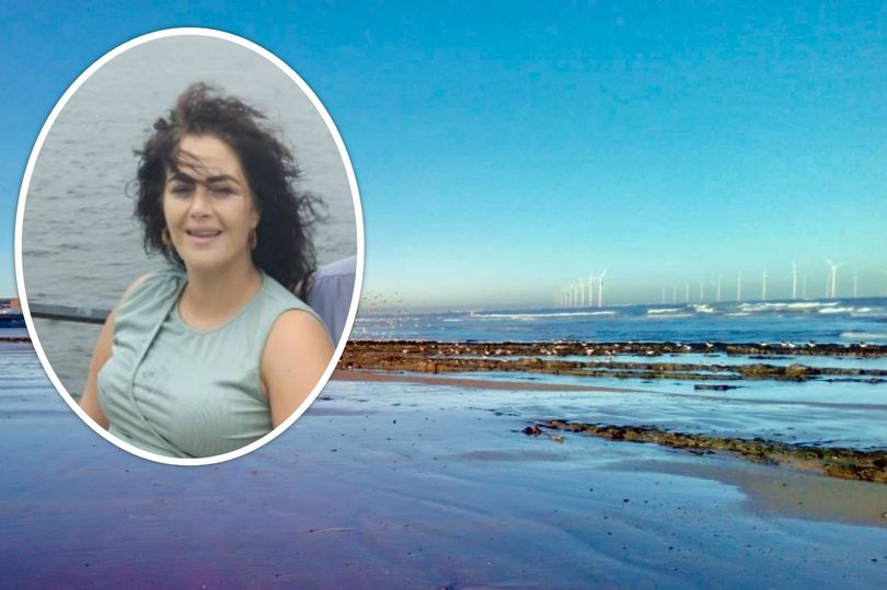 Brave mum who can't swim plunges into freezing Redcar sea to save ...