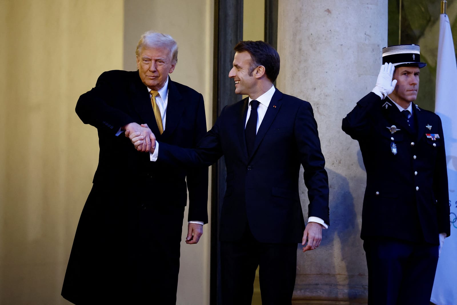 'Donaldddddd': Insiders tell of world leaders 'bro-ing out' with Trump ...