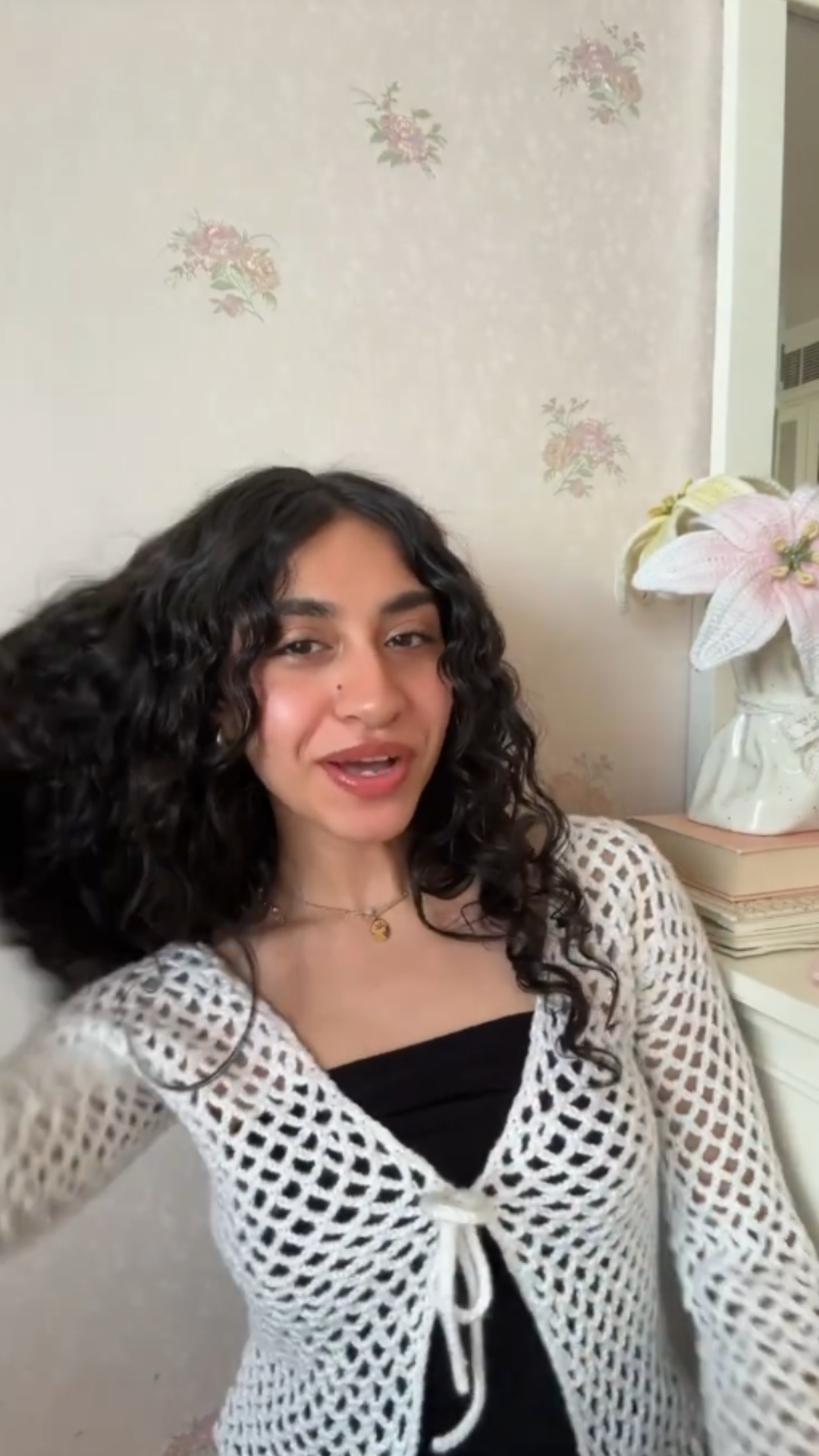 From Yarn to a Cute Mesh Cardigan Tutorial