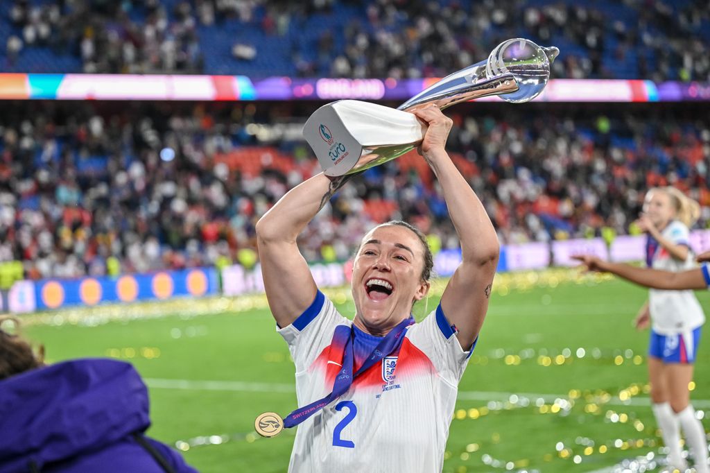 Lioness Lucy Bronze's injury explained after Euro 2025 win - 'I was in ...