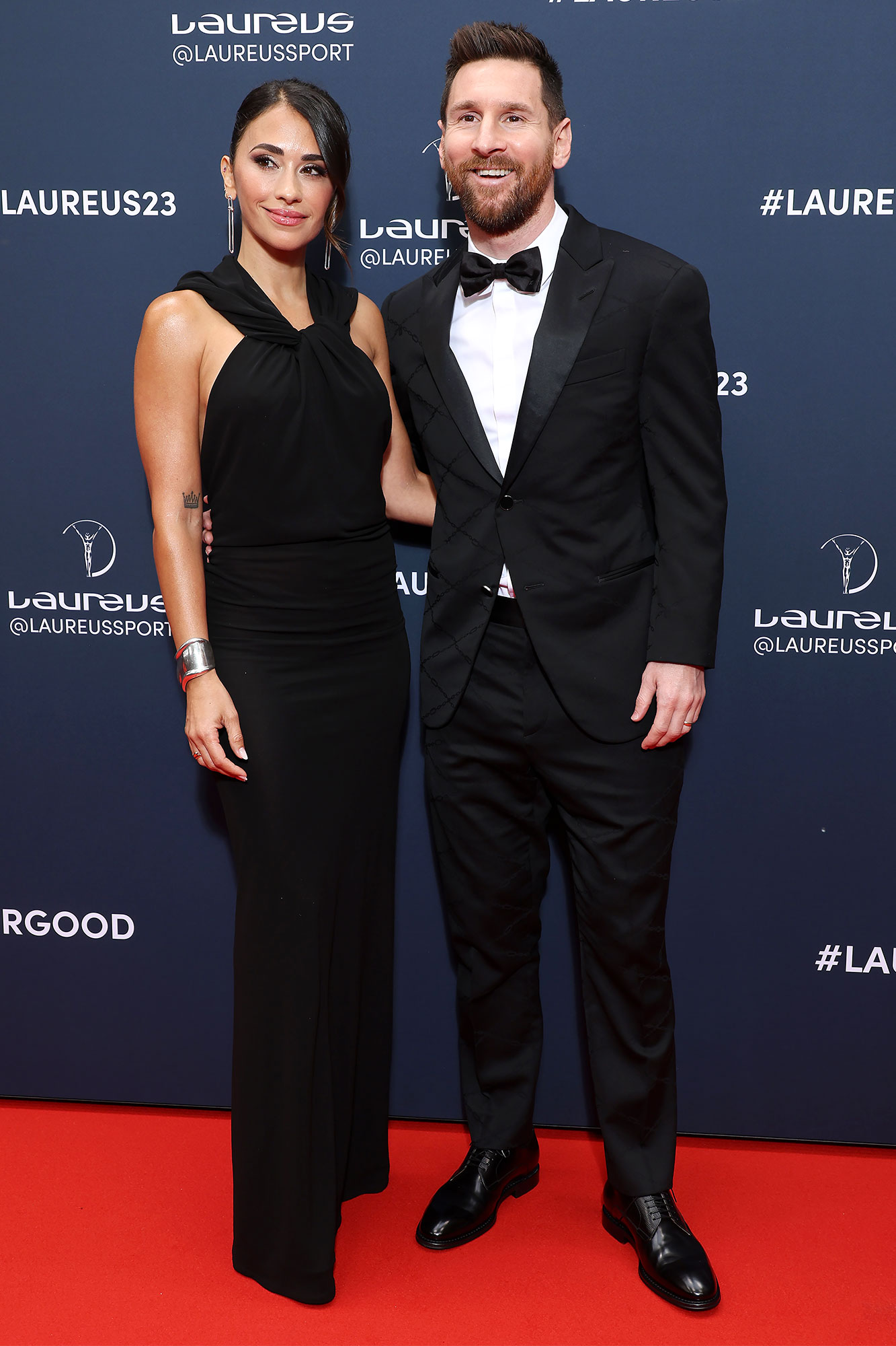 Chris Martin Sings to Lionel Messi, Wife During Latest Coldplay Kiss Cam