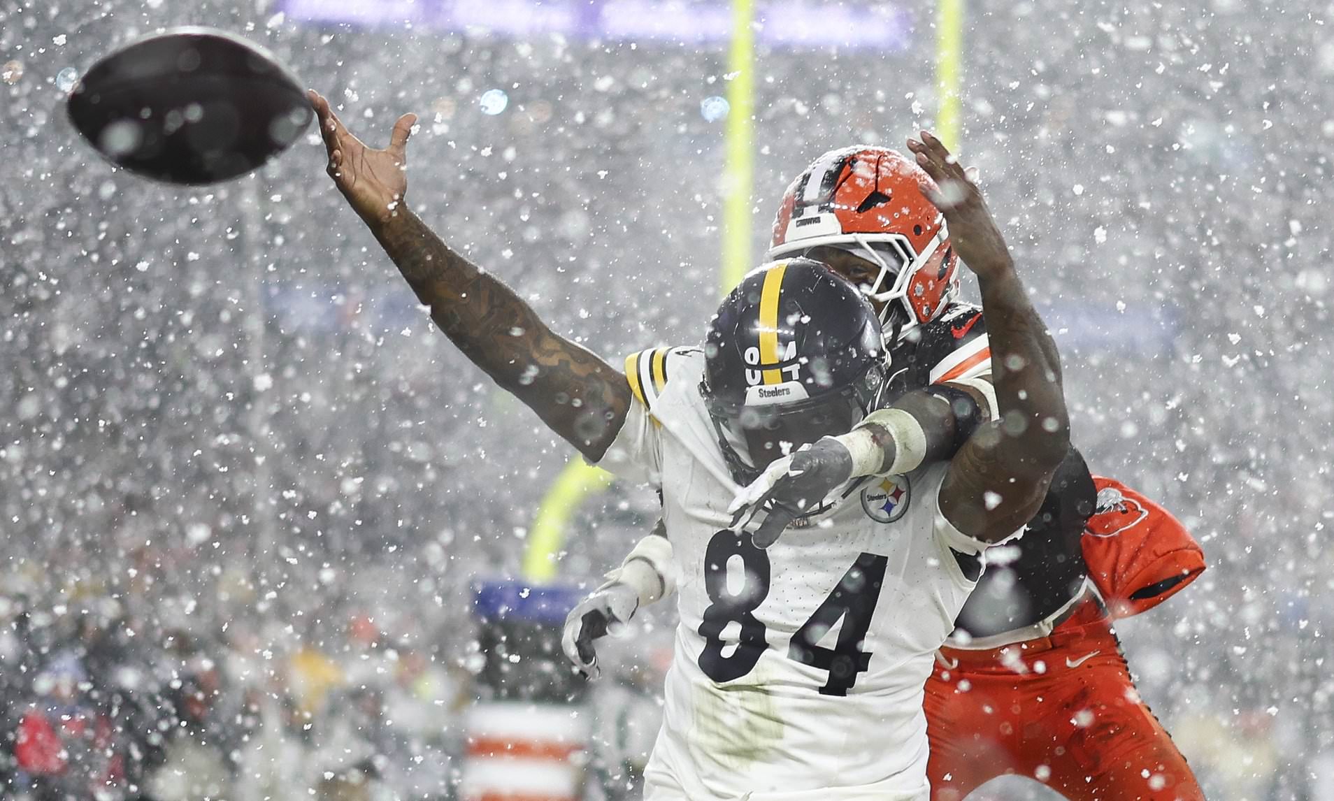Super Bowl champion says his NFL team have cut him on his day off after ...