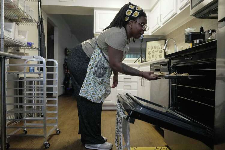 ‘Freedom to grow': Home bakers prepare for major expansion in what they ...