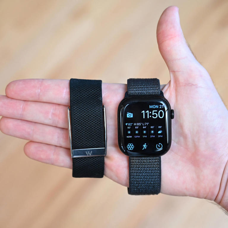 Whoop vs Apple Watch: which is the best for you?