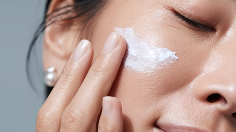 Skin Care Tips: Cream is very useful in skin care, know how to apply it ...