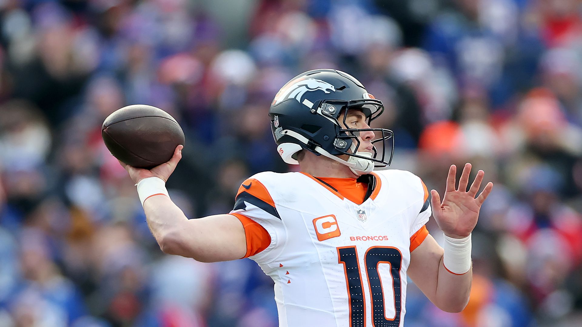 Horse Tracks: Camp accolades piling up for Bo Nix