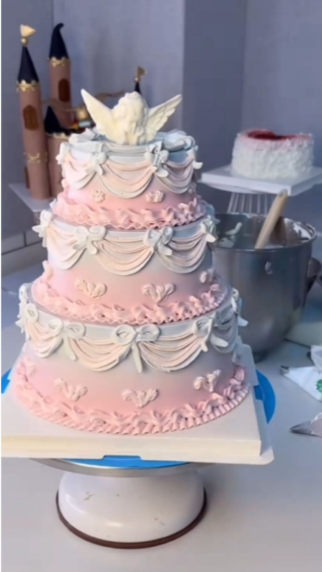 Step-by-Step 3-Layer Cake Decor Tutorial