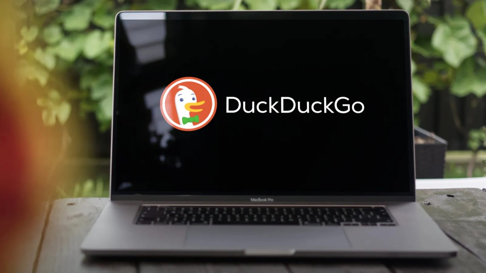 DuckDuckGo lets you remove AI-created images from your search results