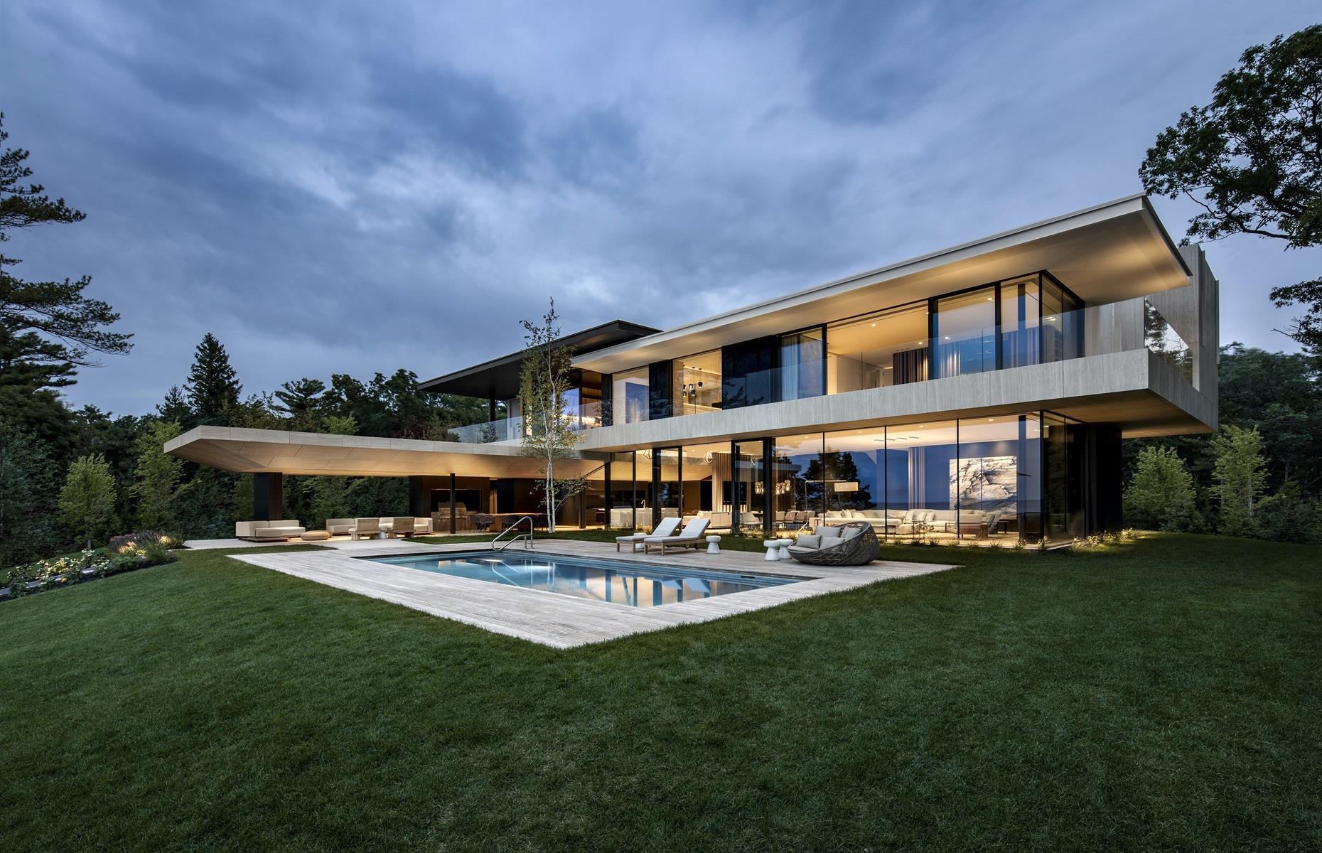 12 of Canada's most beautiful homes