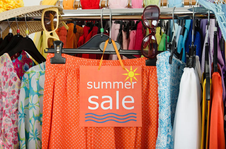 Warm weather delivers welcome boost to UK retail sales
