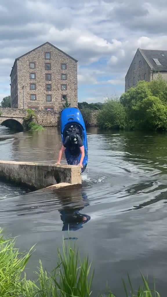 Kayak Flip Fail: My Unexpected River Adventure
