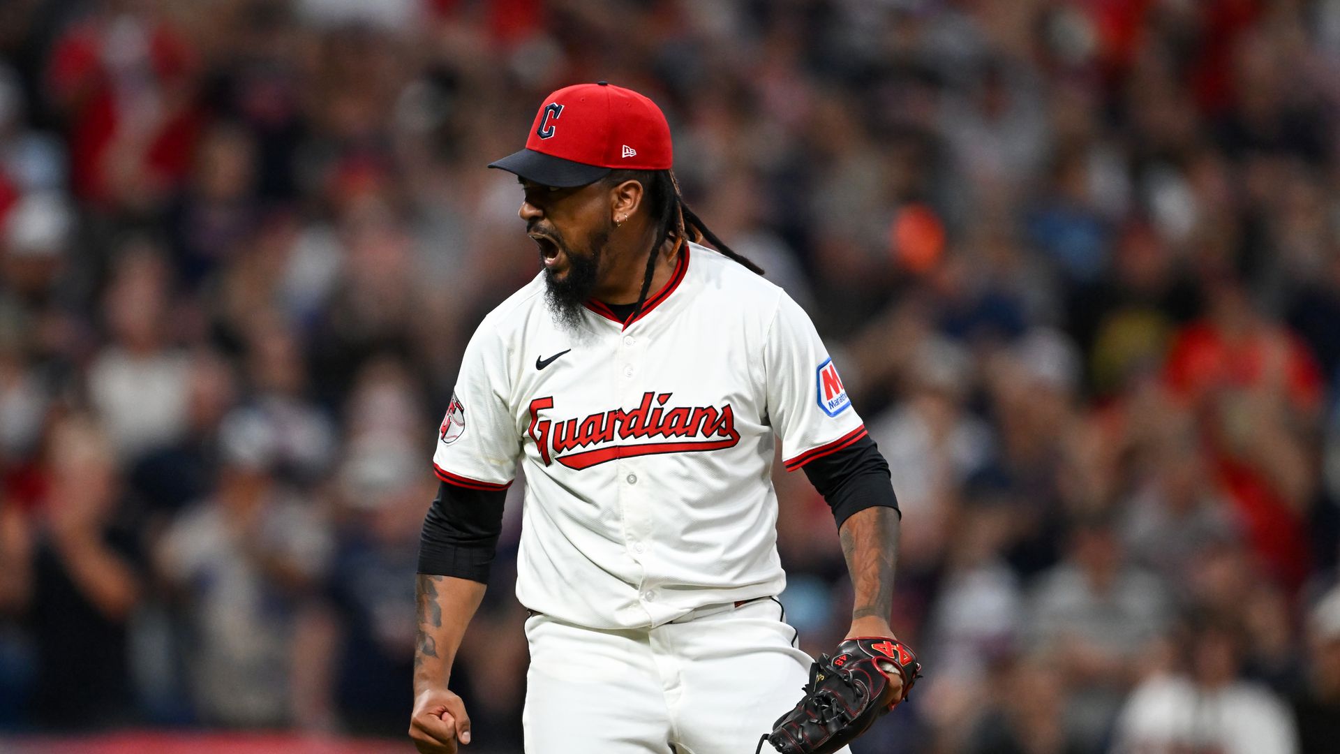 MLB trade deadline target suspended during betting investigation