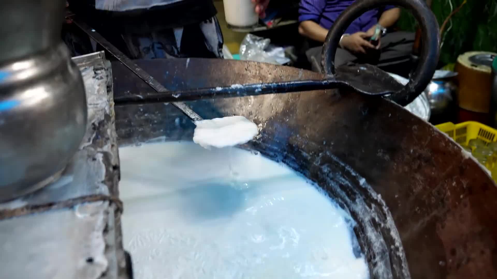 Unusual Indian street food | TRADITIONAL Bengali food + massive Indian ...