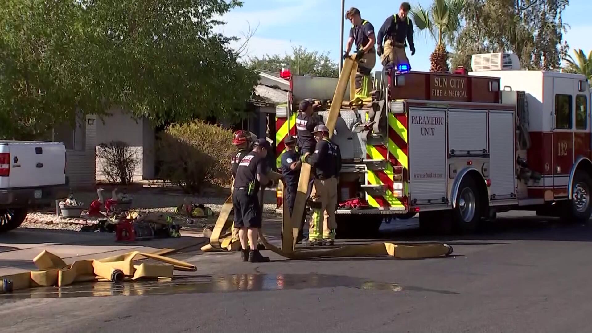 2 firefighters hurt in Sun City house fire