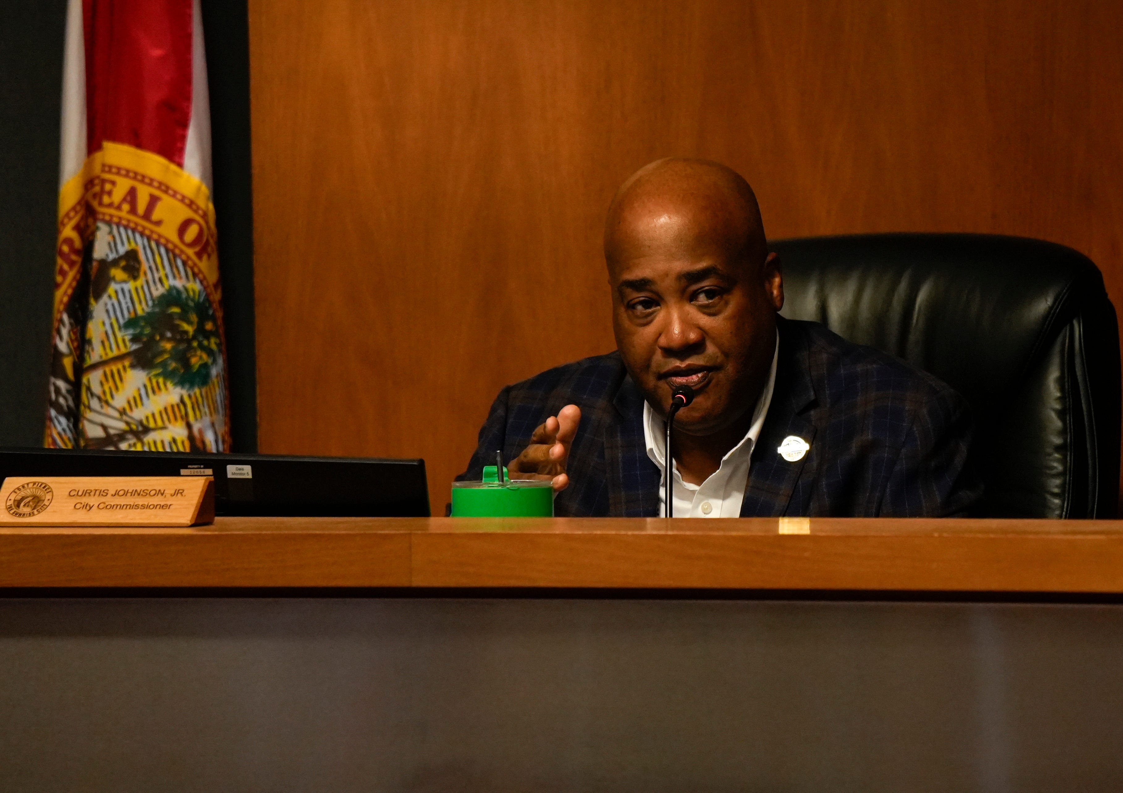 Fort Pierce attorney's contract faces review amid lawsuit threat