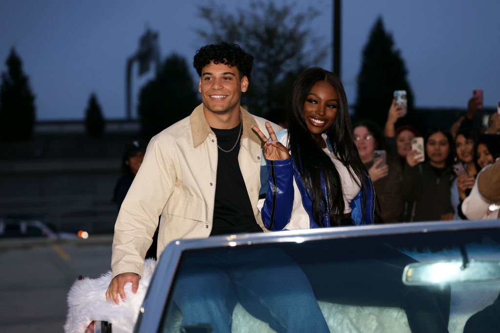 JaNa And Kenny’s Relationship Timeline, From ‘Love Island USA’ To July ...