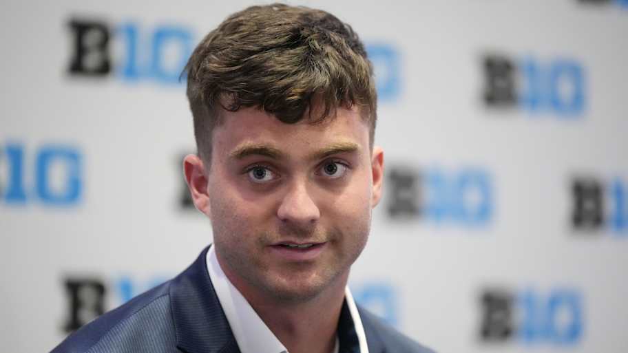 Illinois Quarterback Luke Altmyer Named to Maxwell Award Watch List