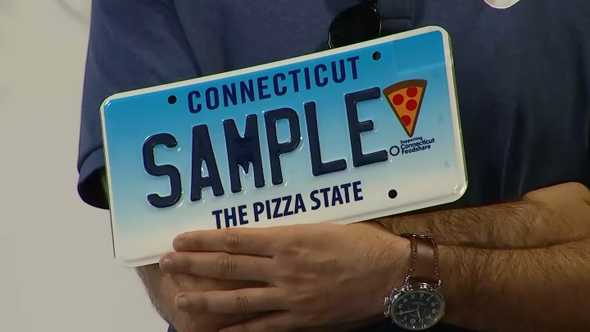 Connecticut pizza state license plate now available
