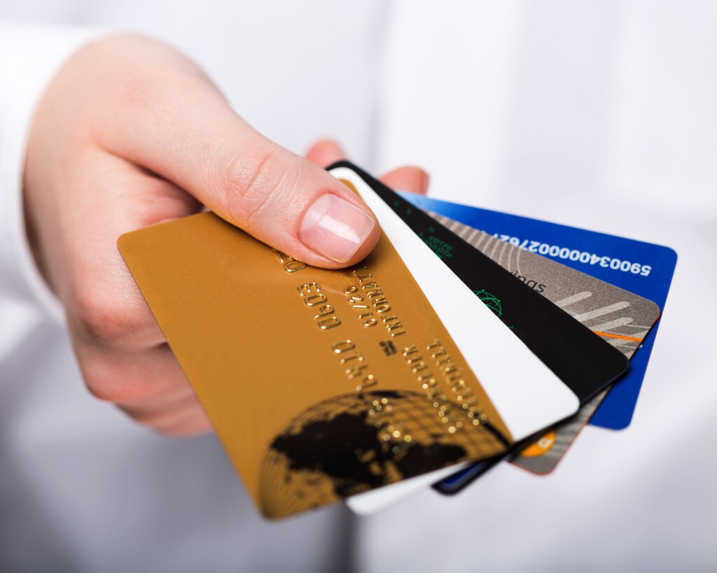 La COFECE revela posible pacto entre 21 bancos en México para fijar comisiones en pagos diferidos