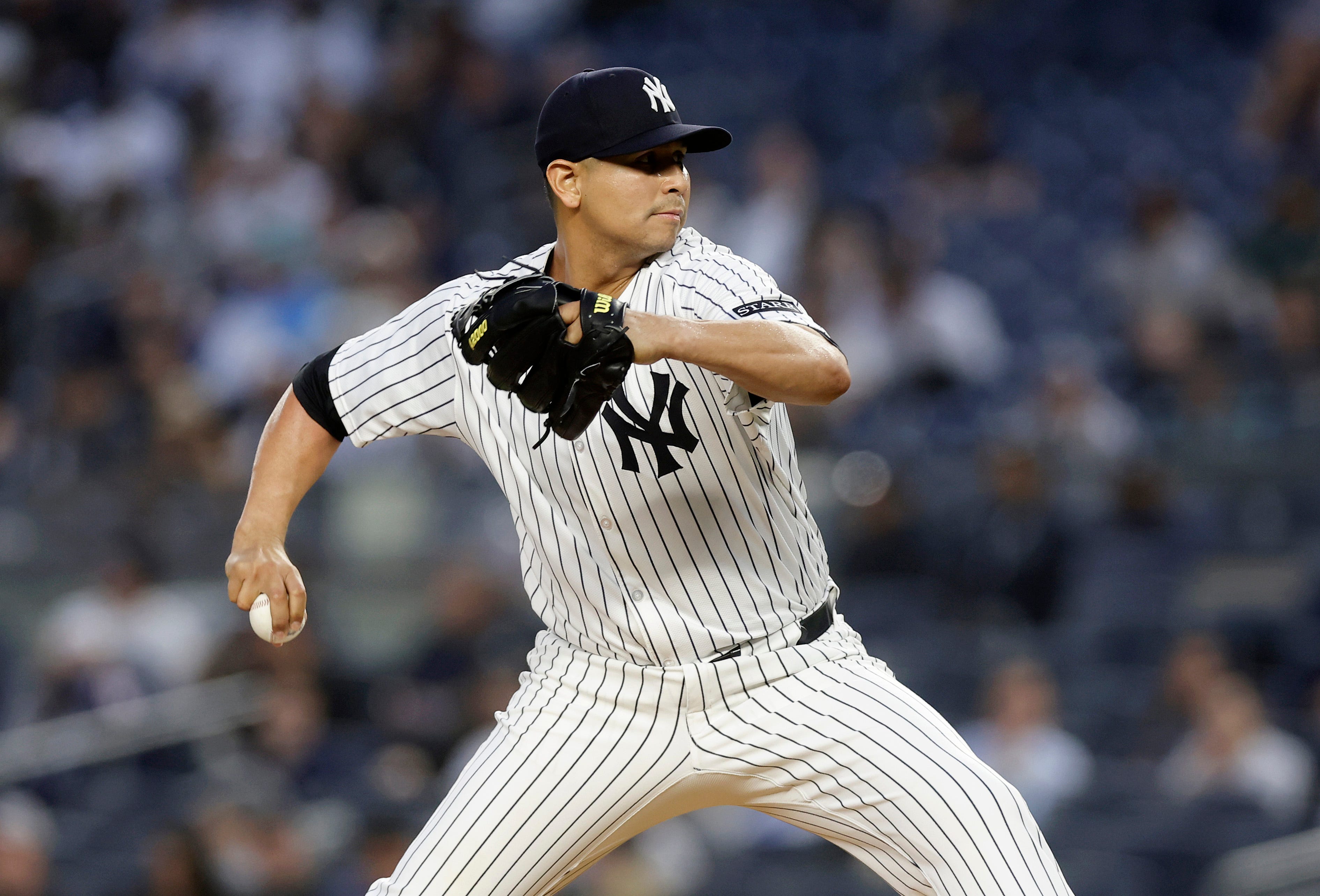 Yankees trade Carlos Carrasco to Braves for cash considerations
