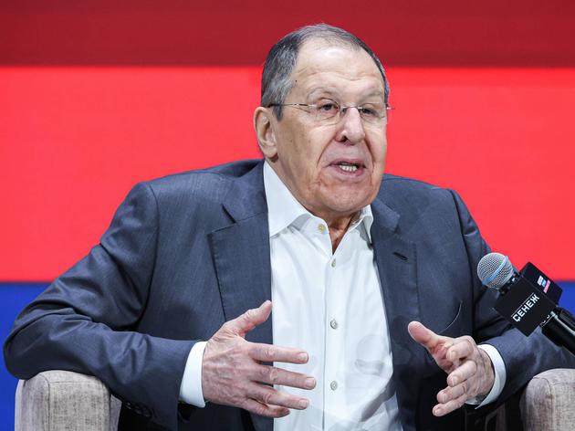 Russland hat „keine Verbündeten mehr“: Putin-Vertrauter Lawrow hält ...