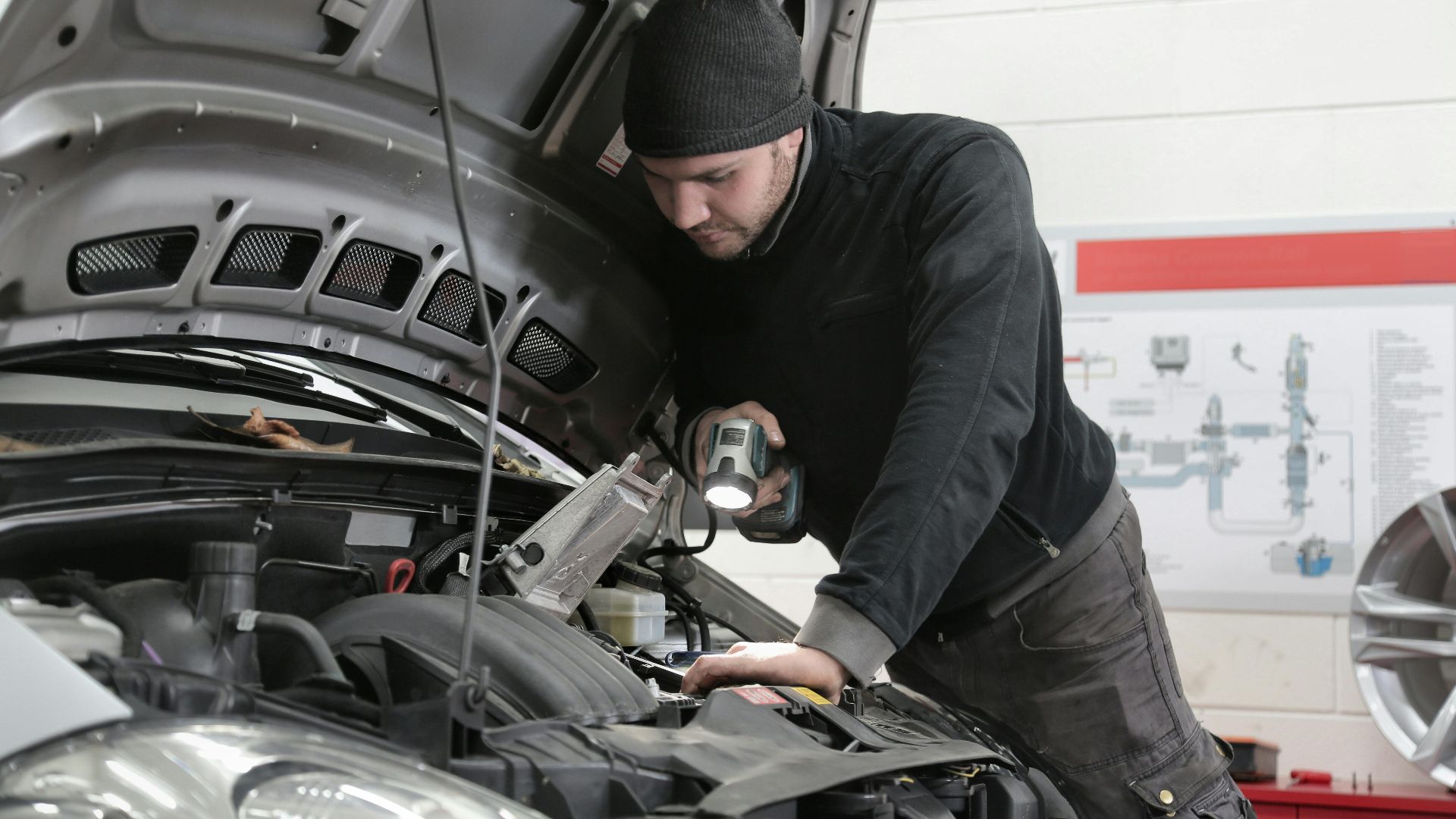 10 Signs Your Transmission Is Failing & 10 Things To Do About It