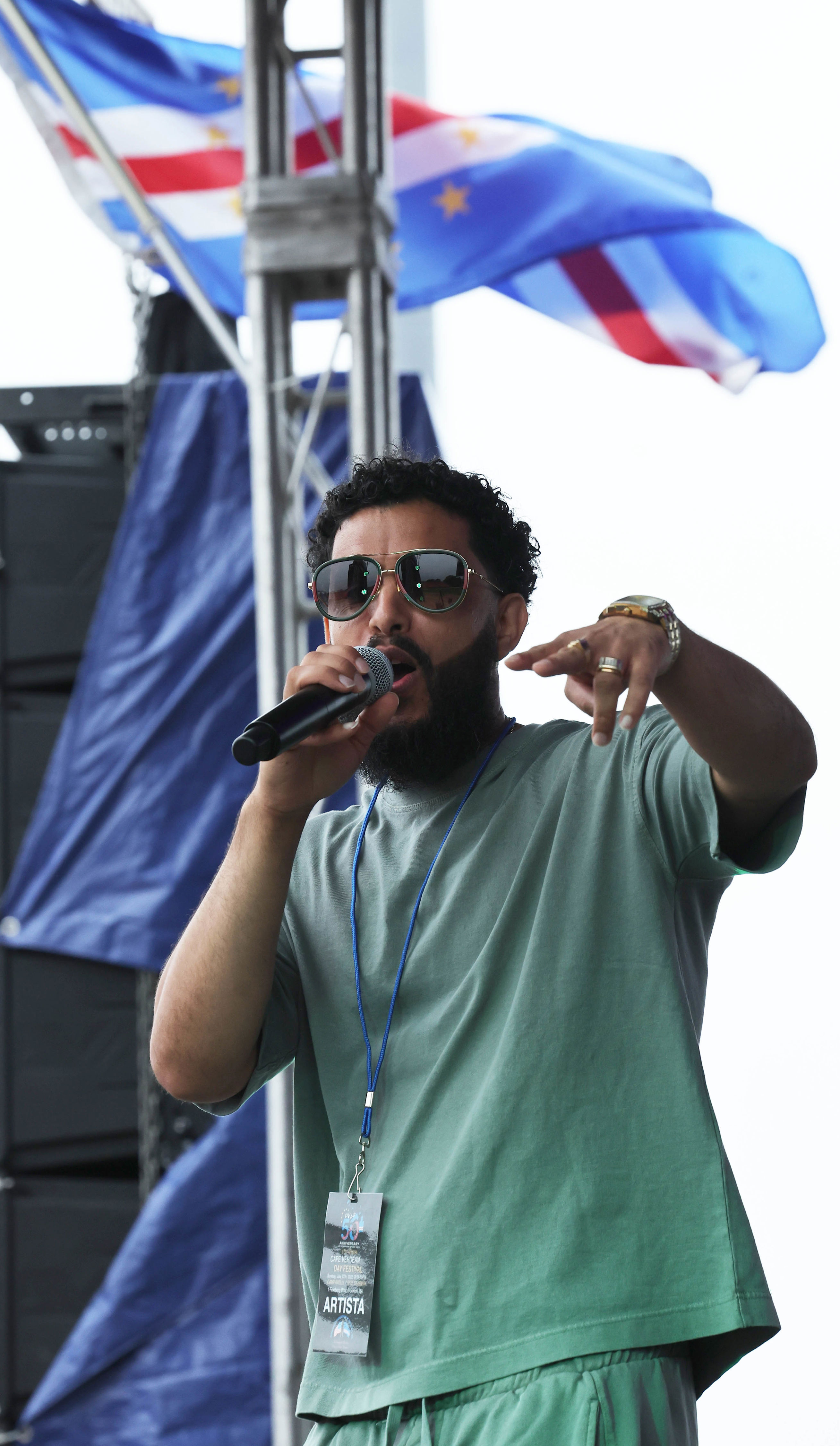 'So much pride': Thousands pack Campanelli for Cape Verdean Day ...