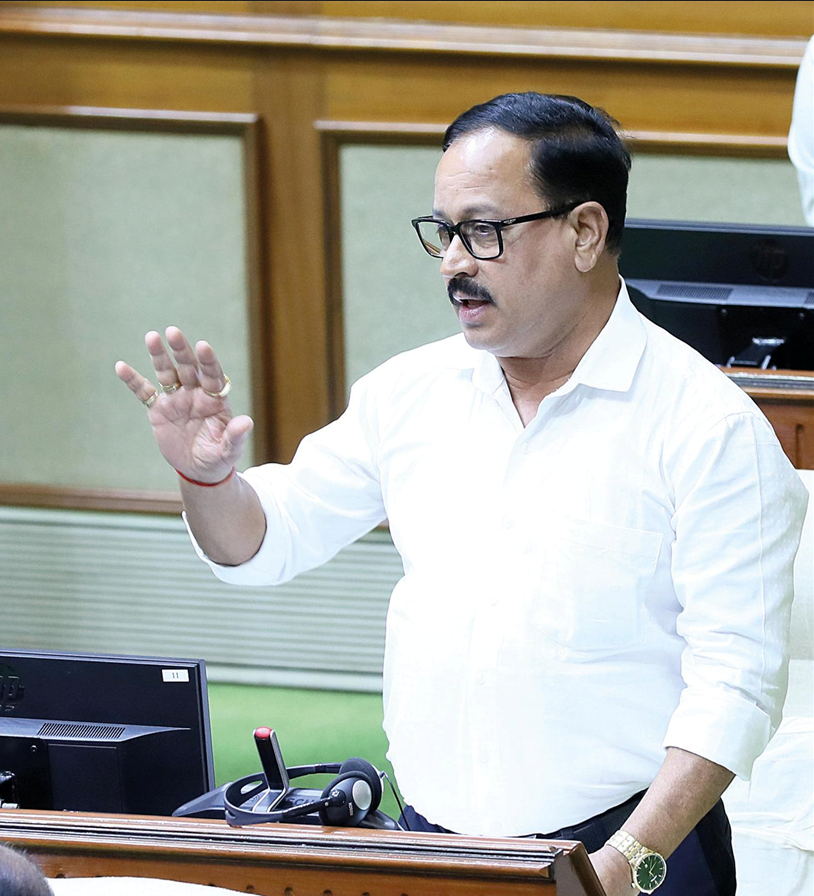 Oppn leader slams mantri for Rs 4cr solar ferry ‘fraud’