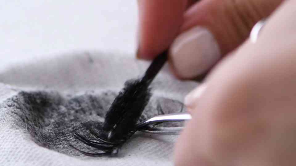 Don’t Throw Away Your Lashes! Here’s How to Clean Them