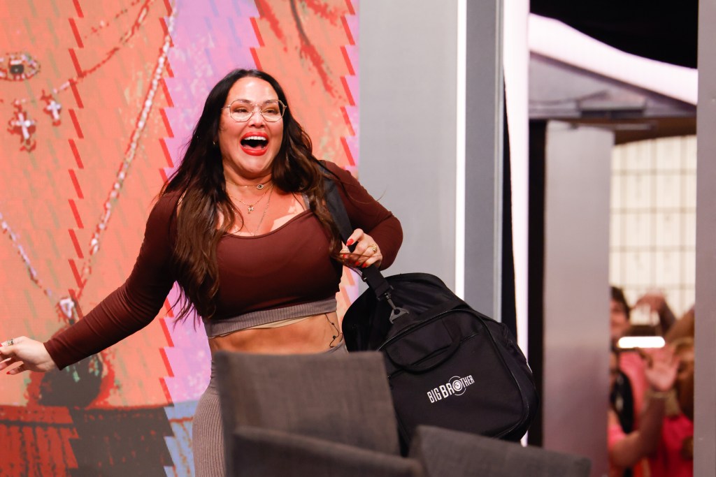 ‘Big Brother 27’ star Amy Bingham reveals what happened before the live ...