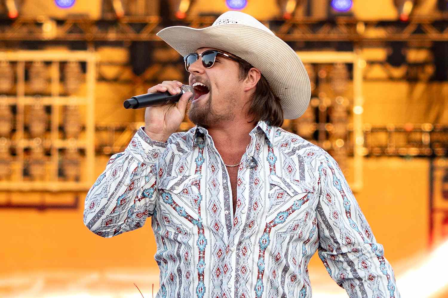 Gavin Adcock Calls Out Nickelback's Sound Guy in Expletive-Loaded Rant ...