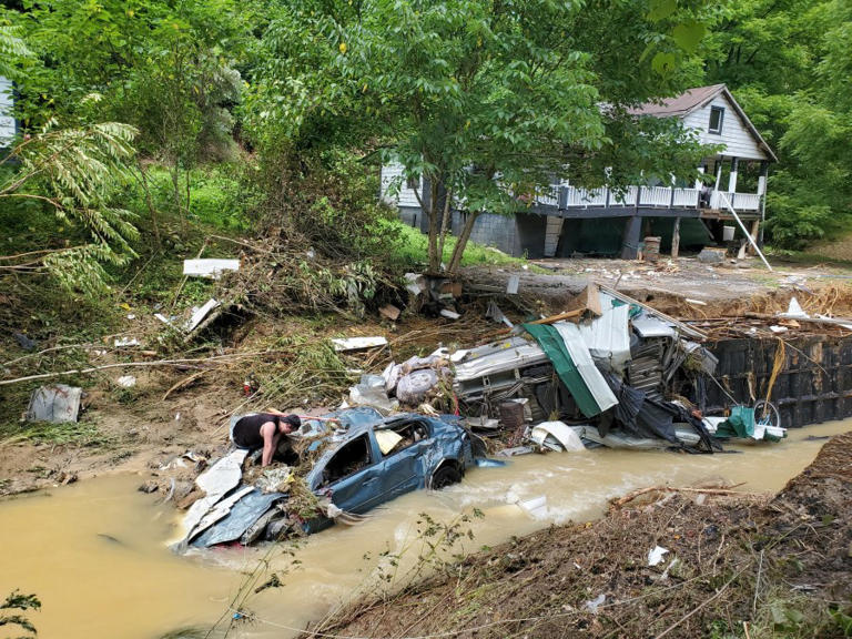 18 Kentucky families gifted new homes after deadly floods